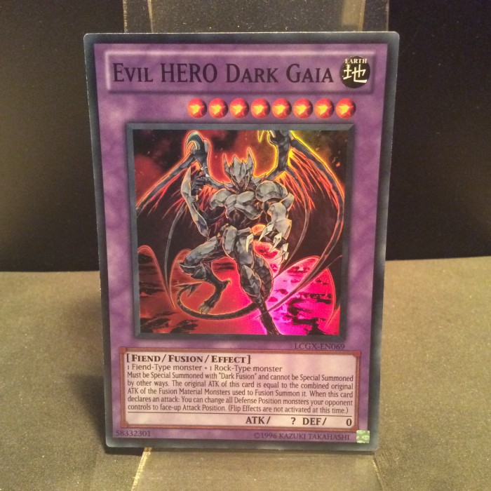 Evil HERO Dark Gaia LCGX EN069 Unlimited English Near Mint TCGX